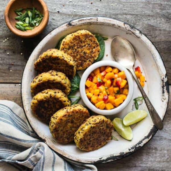 Quinoa Cakes with Chickpeas and Mango Salsa