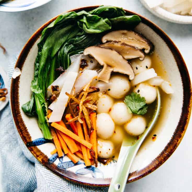 Vegan Savory Tang Yuan Recipe (湯圓, Glutinous Rice Dumplings)