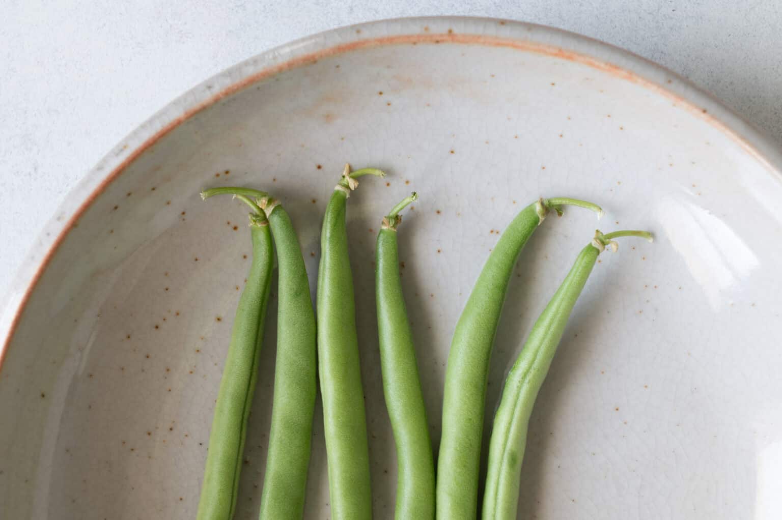 How to Pick Green Beans | Healthy Nibbles by Lisa Lin