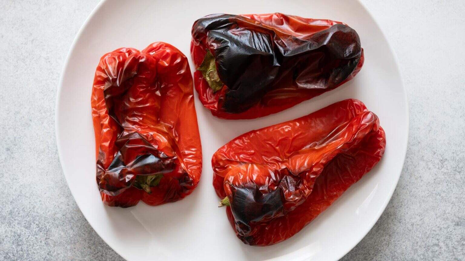 Roasted Red Pepper Dip with Gochujang
